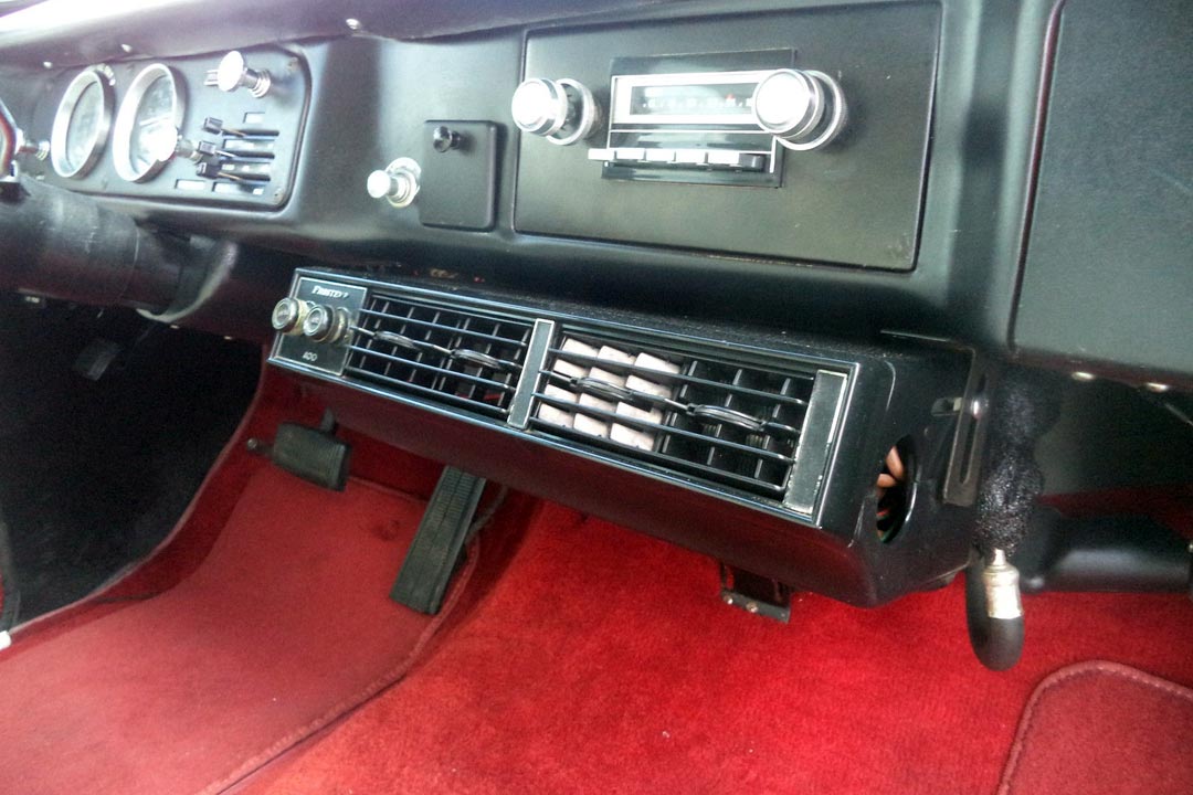 Checker Motor Cars - Available Cars