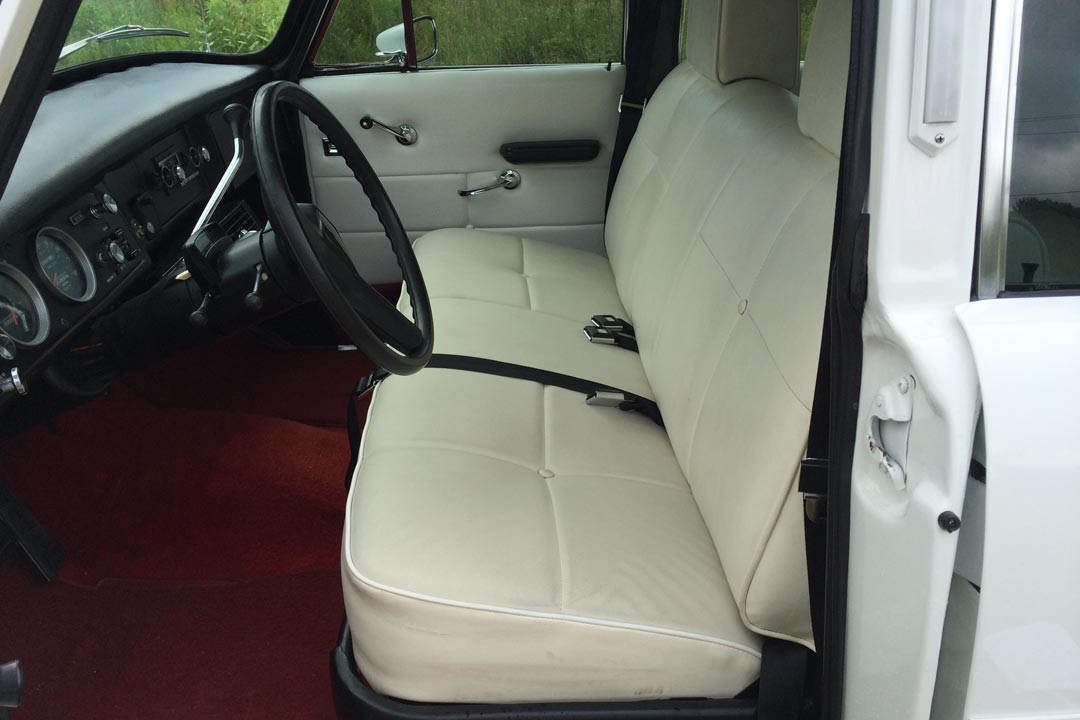 Checker Motor Cars - Available Cars